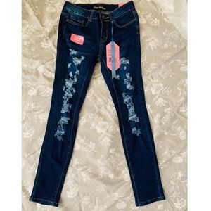 Emme Jordan | Jeans | Trendy Deep Blue Jeans With Ripped Pattern Size 5 ...